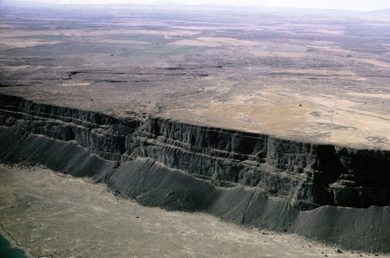 8 Stunning Photos of Plateaus Around The World